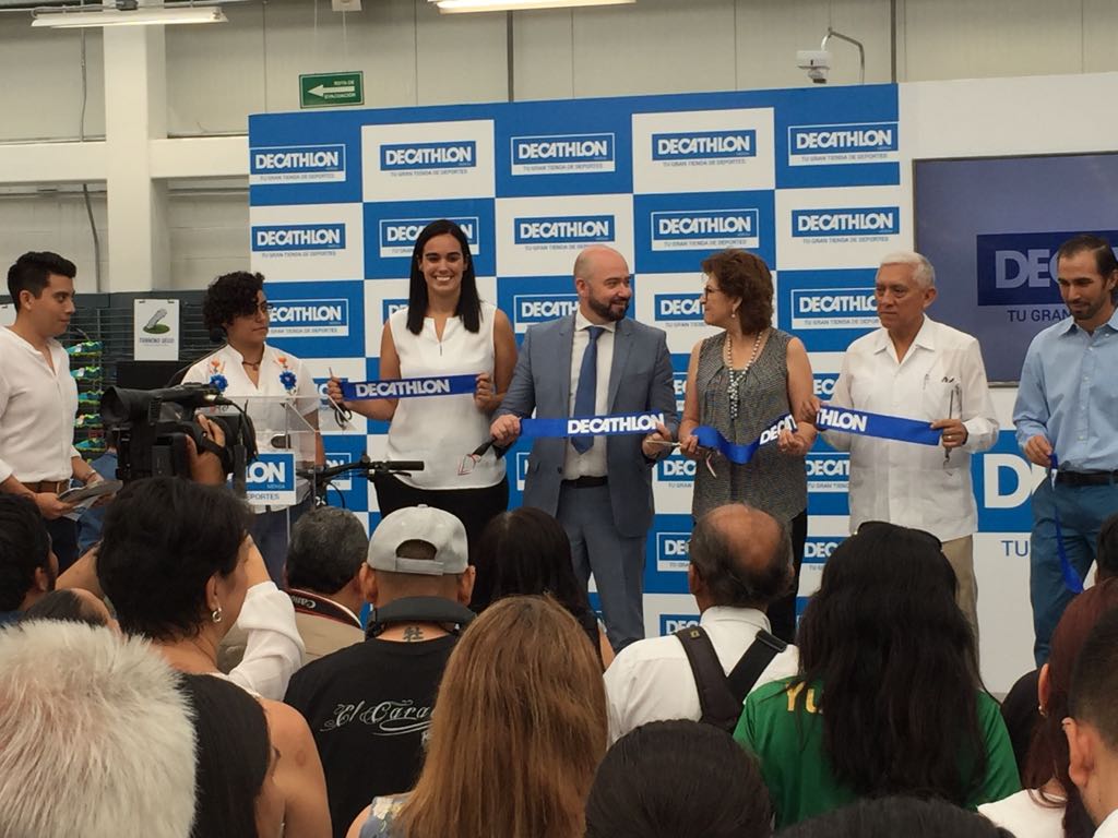 Inauguran sucursal de Tienda Decathlon en Mérida - Punto Medio