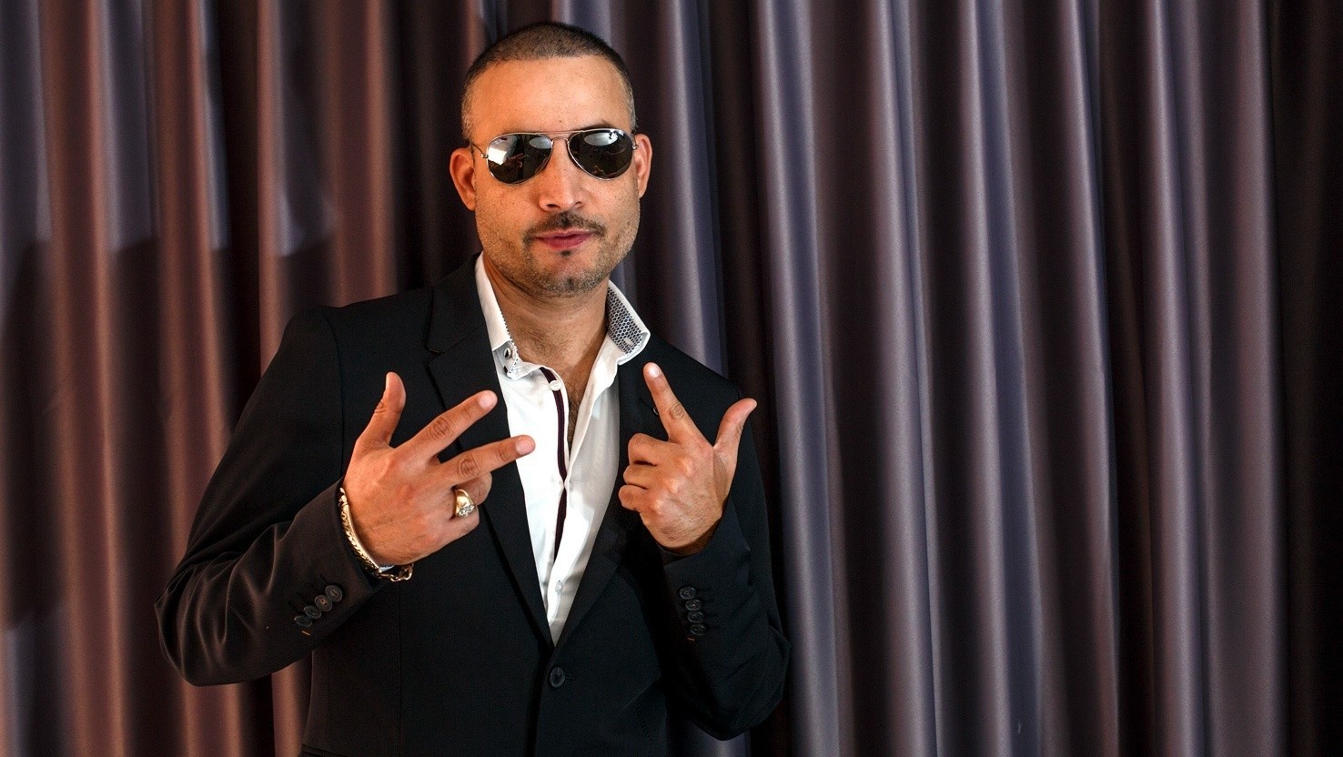 El cantante Germán Montero lanza un guiño a otros géneros - Punto Medio