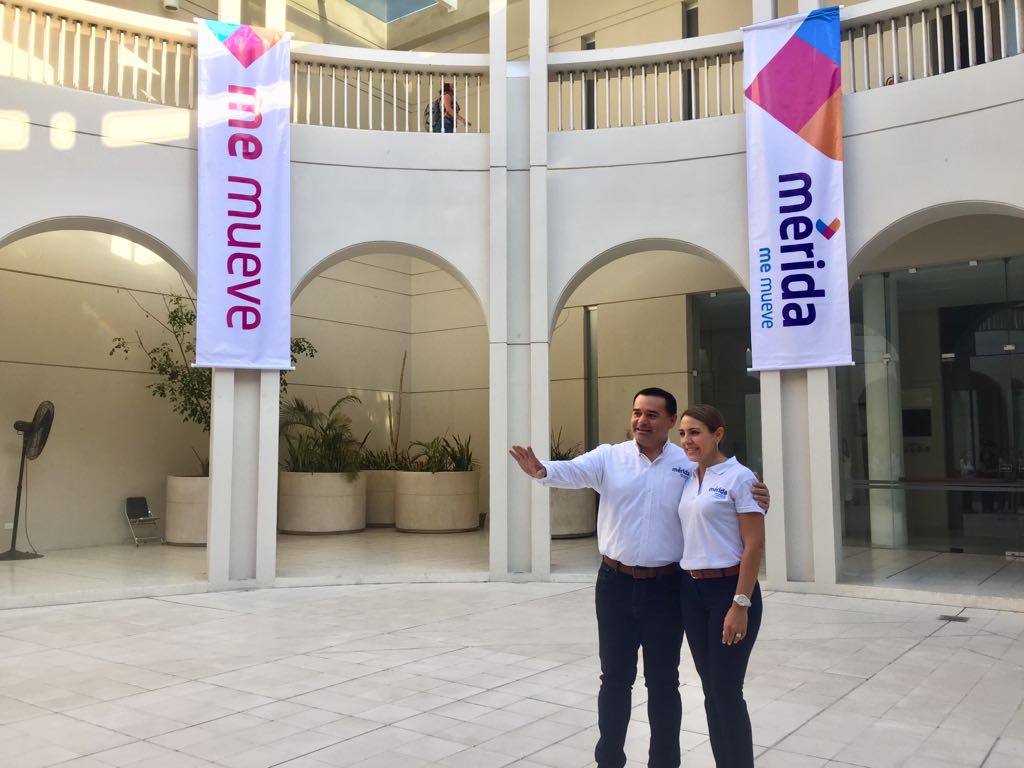 Ayuntamiento presenta nueva imagen "Mérida me mueve" - Punto Medio