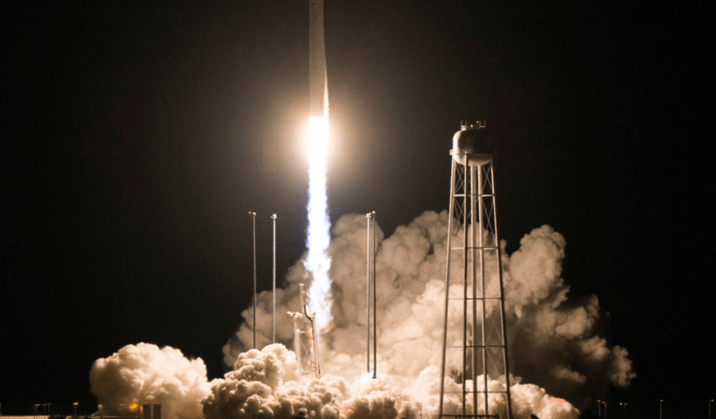 NASA lanza cohete hacia la EEI con varios experimentos – Punto Medio