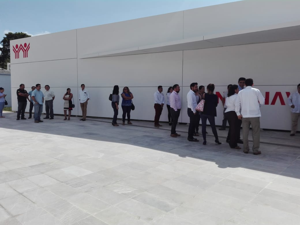 Inaugura infonavit nuevas oficinas - Punto Medio