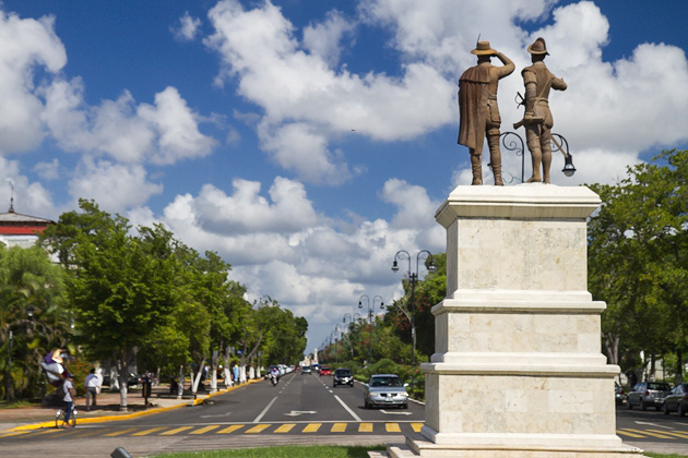 Paseo de Montejo Merida - Punto Medio