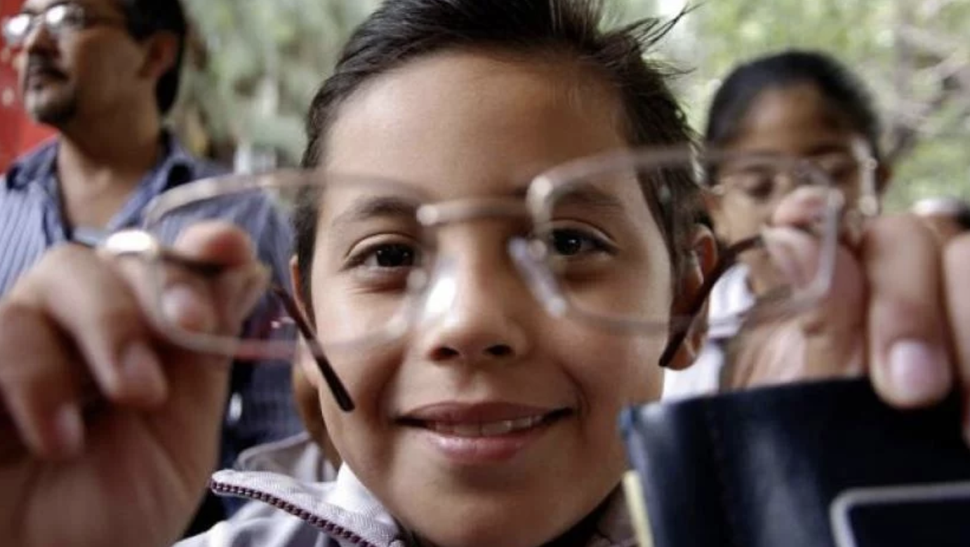 Más de dos millones de personas tienen una deficiencia visual - Punto Medio