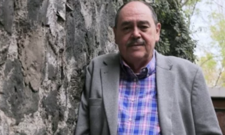 El poeta Daniel Leyva muere a los 70 años - Punto Medio