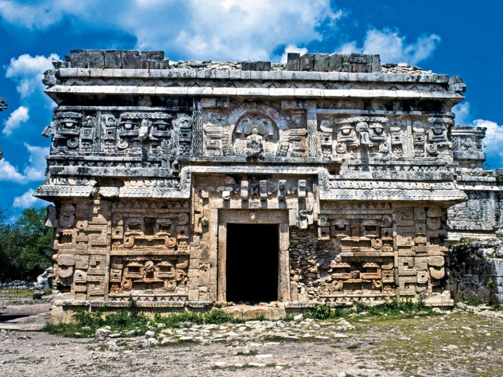 Los secretos Chichén viejo - Punto Medio