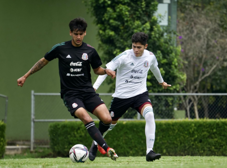 El Tricolor llega a Costa Rica para duelo eliminatorio - Punto Medio