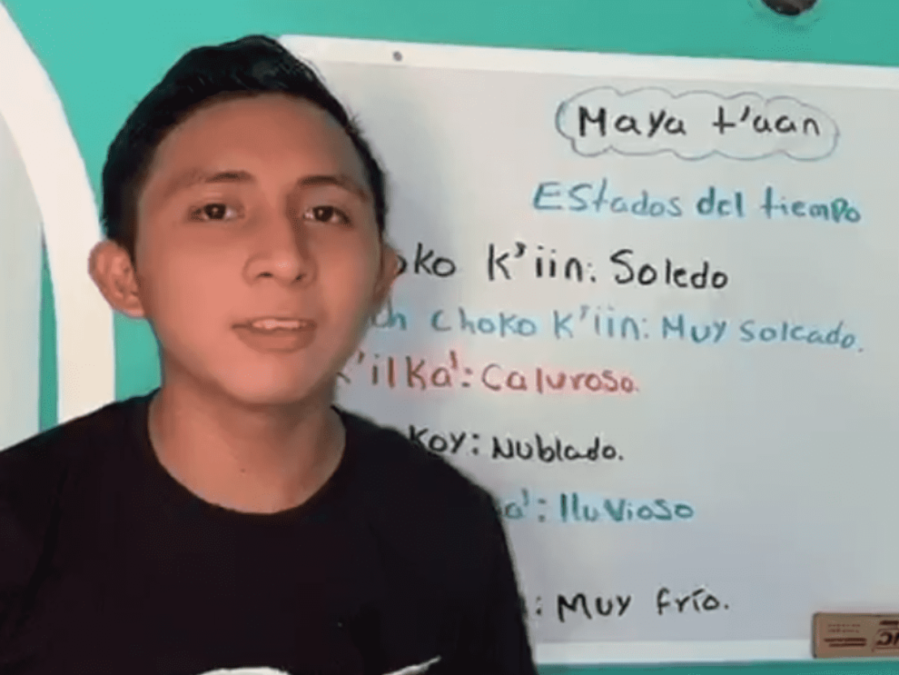 Reconocen a Santos Tuz por enseñar maya en Tik Tok - Punto Medio