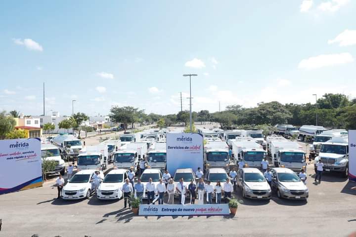 Nuevo parque vehicular del Ayuntamiento de Mérida - Punto Medio