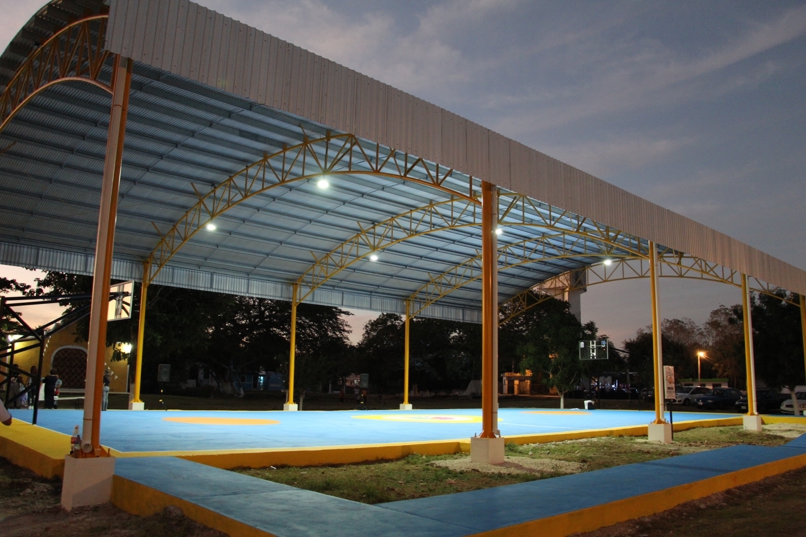 Inauguran techumbre en cancha de usos múltiples de Yaxcopoil - Punto Medio