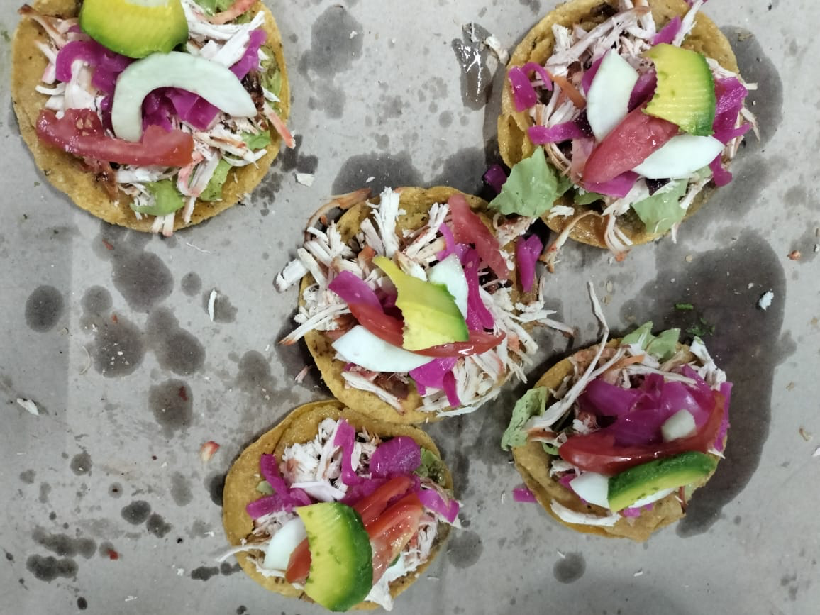 Lonchería Karely conquista con sus panuchos y salbutes a los vecinos de ...