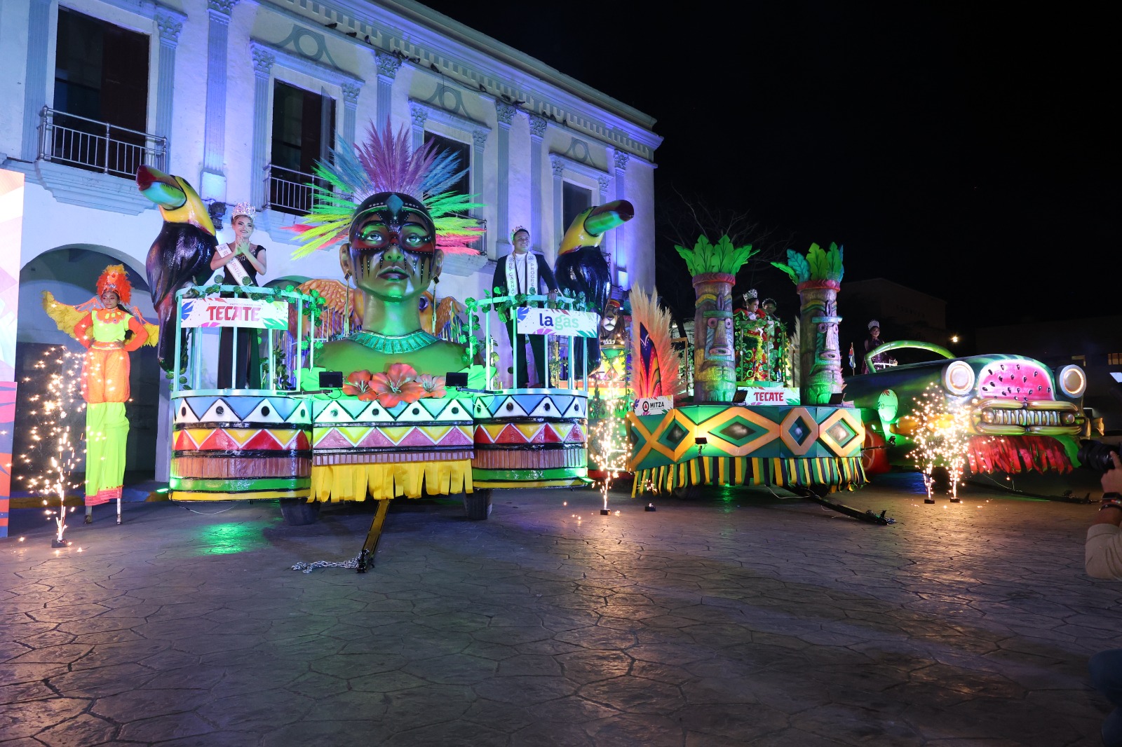 Presentan carros alegóricos para la fiesta del Carnaval de Progreso ...