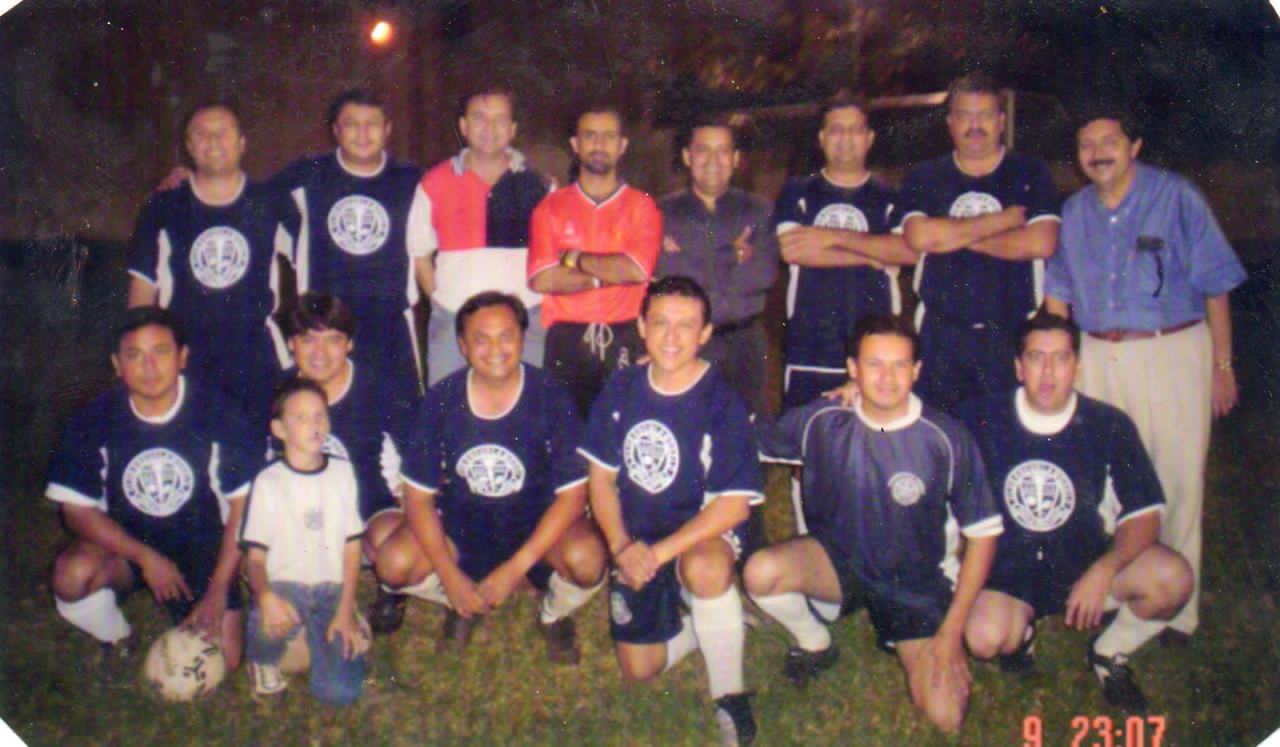 El profesor Ariel Avilés y su larga historia en el fútbol estatal ...