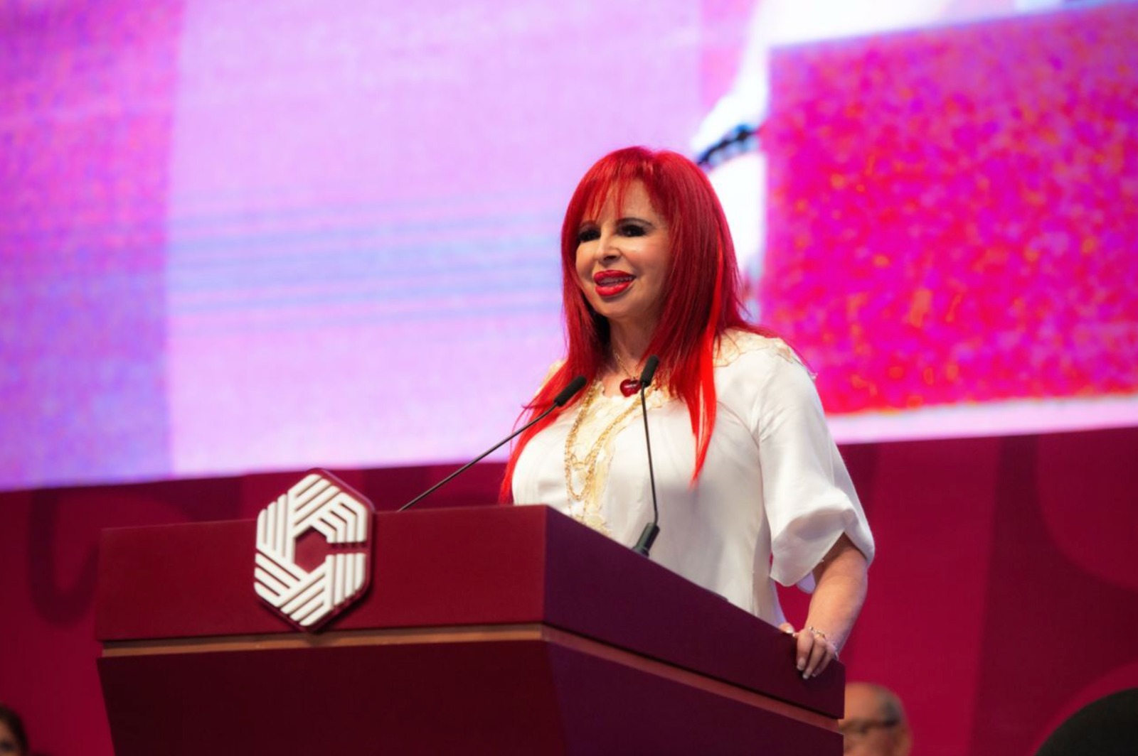 Layda Sansores destaca entre cien líderes que han transformado el sector energético en México ...